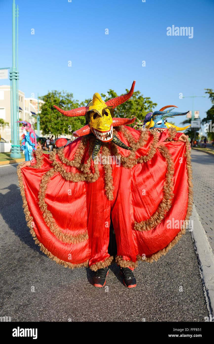 Puerto rico vejigante mask hi-res stock photography and images - Alamy