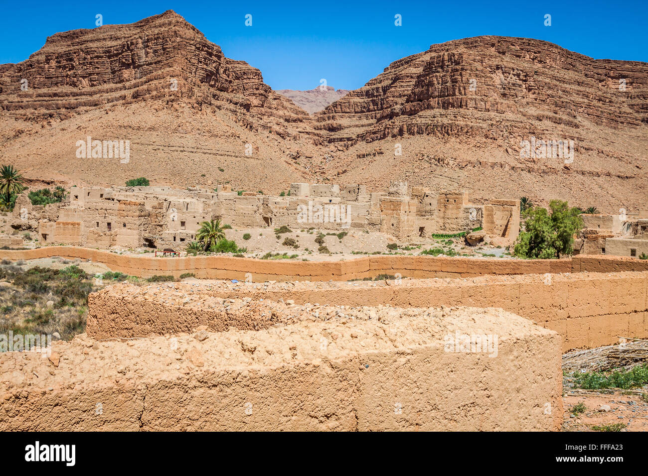 Berber villages in the desert morocco Stock Photo - Alamy
