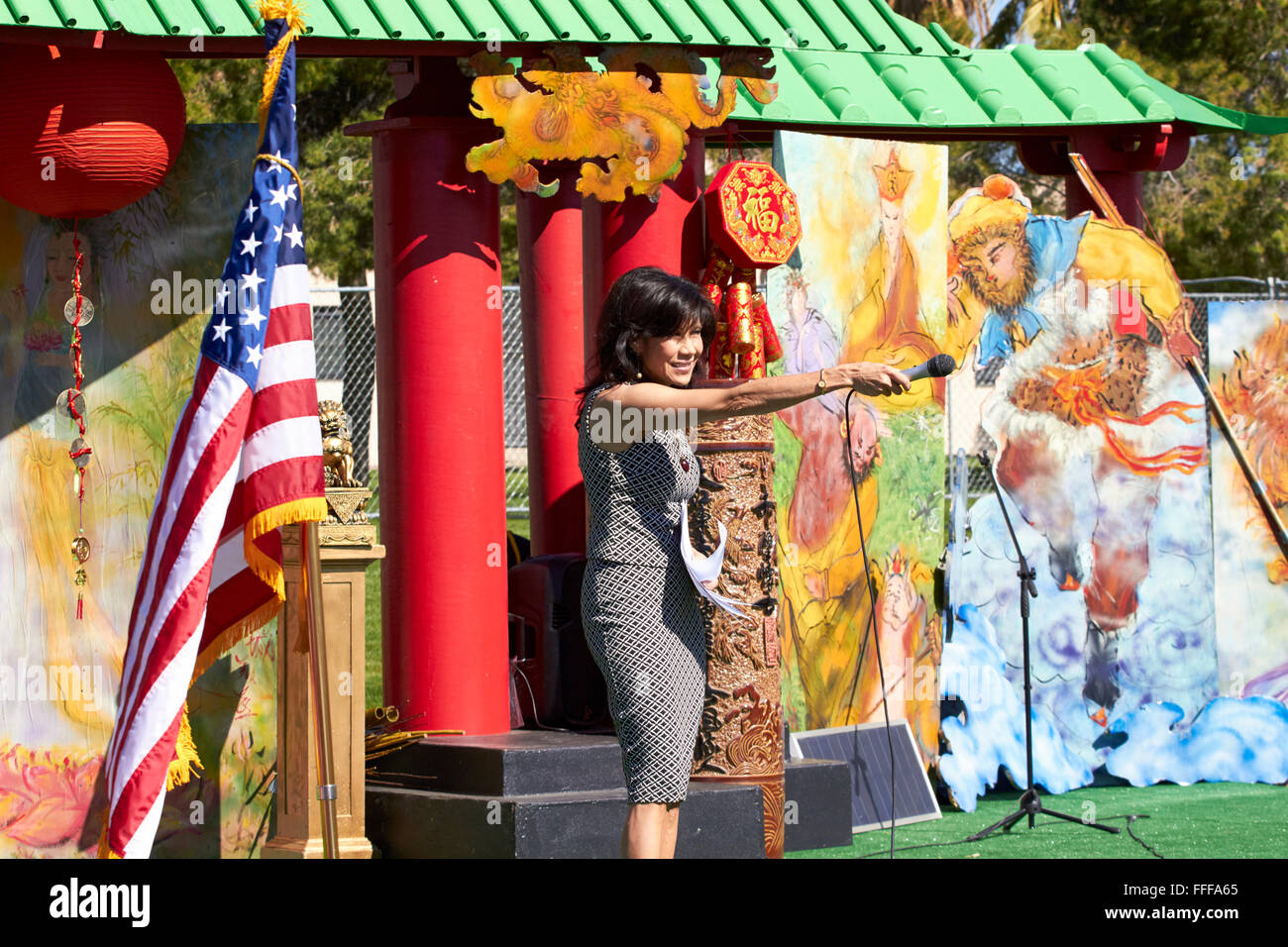 Phoenix, Arizona, USA. 12th February, 2016. Former news anchor Lin Sue ...