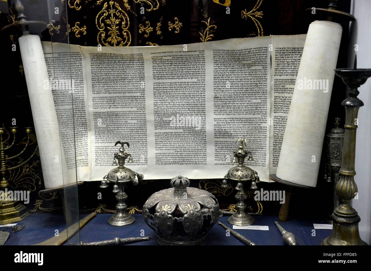 Hebrew Yiddish scroll and religious holy objects at Jewish Historical ...