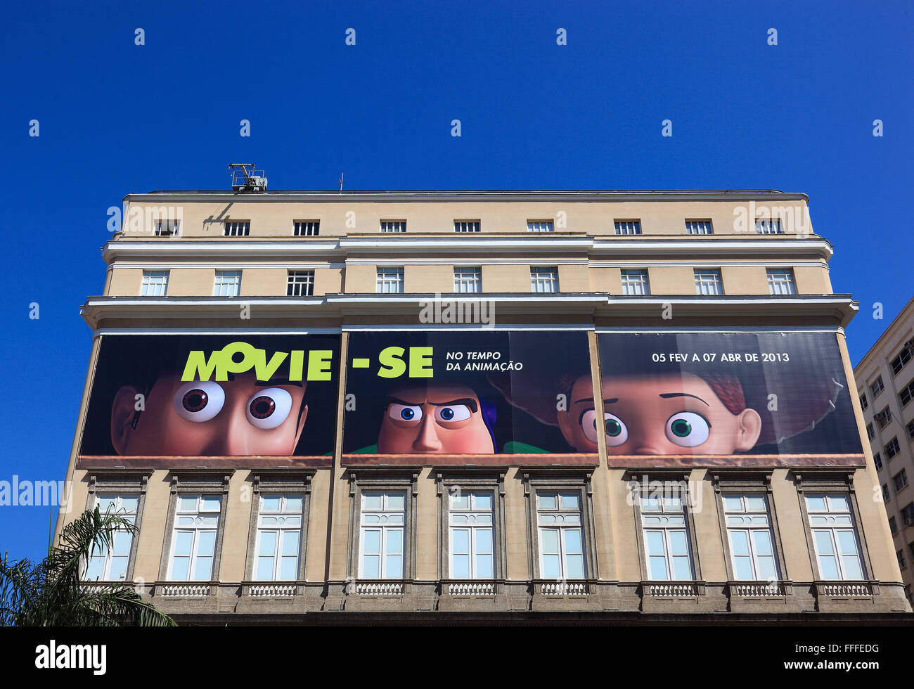 Cinema of district hi-res stock photography and images - Alamy