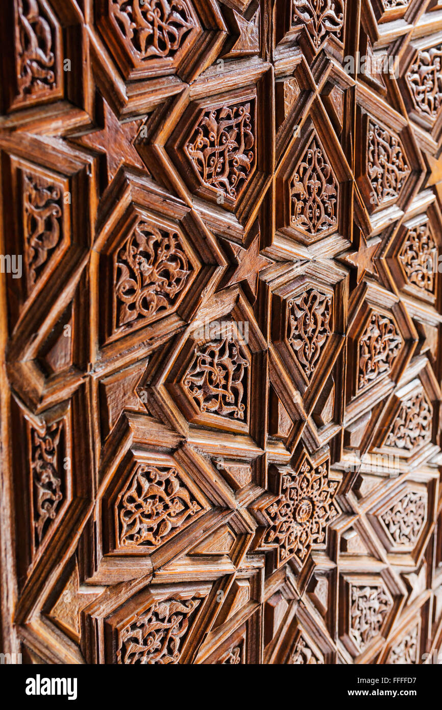 Mosque door wooden hi-res stock photography and images - Alamy