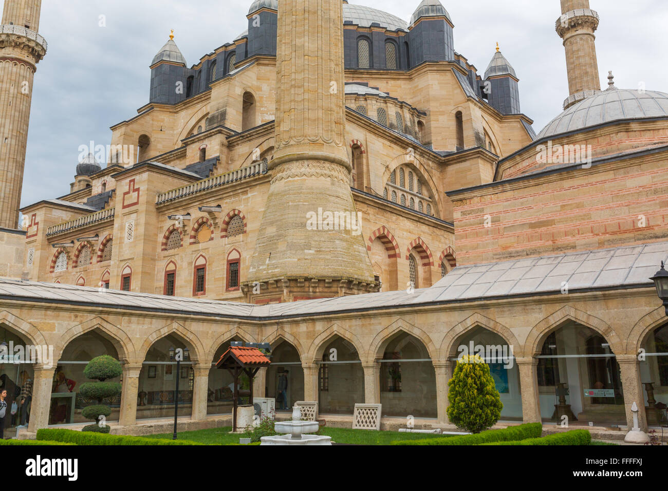 Courtyard of the mosque hi-res stock photography and images - Alamy