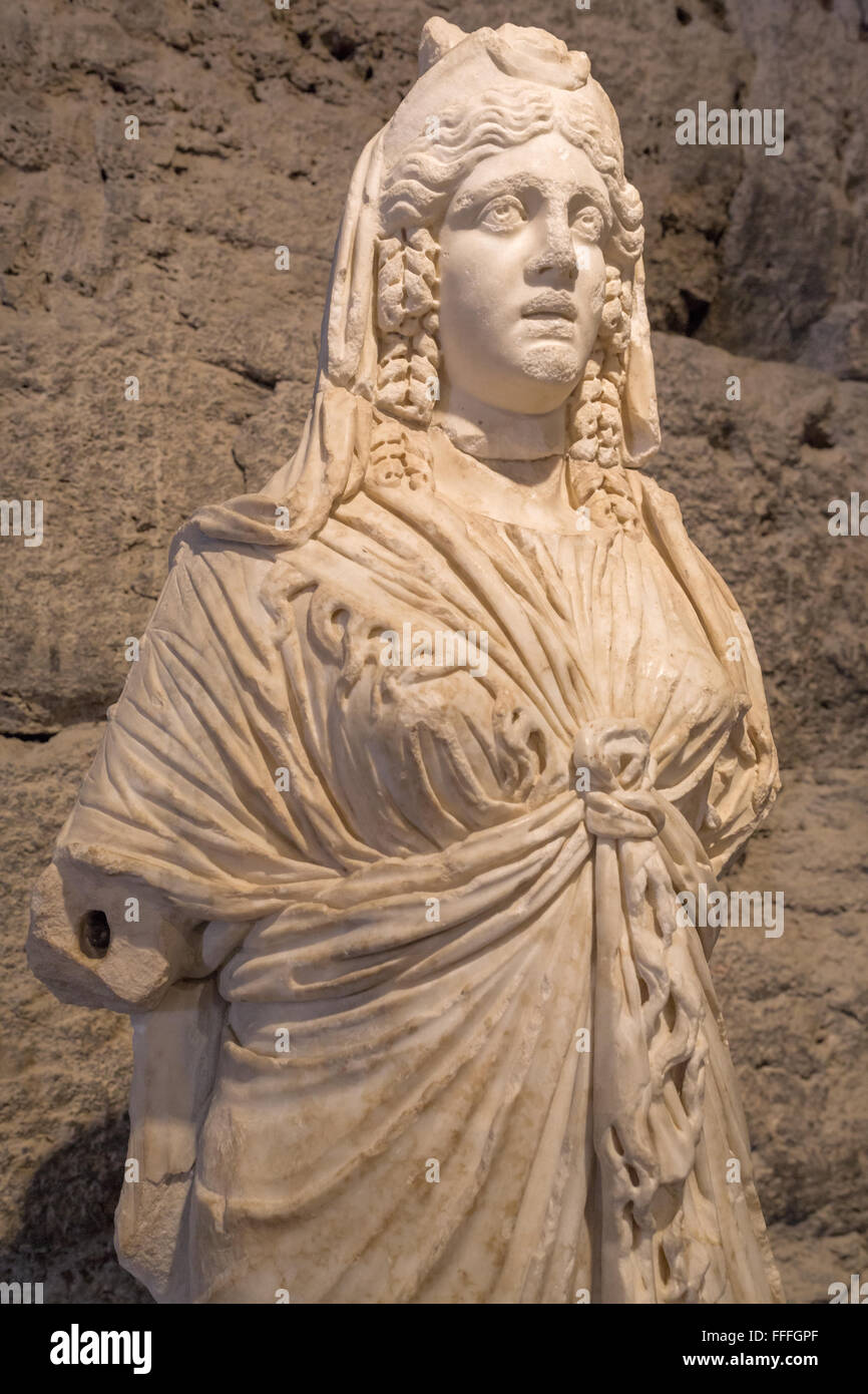 Priestess of Isis, Hellenistic sculpture in archaeology museum ...
