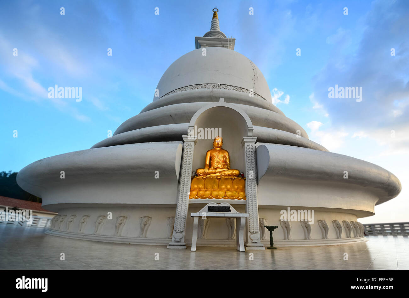 Japanese Peace Pagoda In Rumassala, Sri Lanka Stock Photo - Alamy