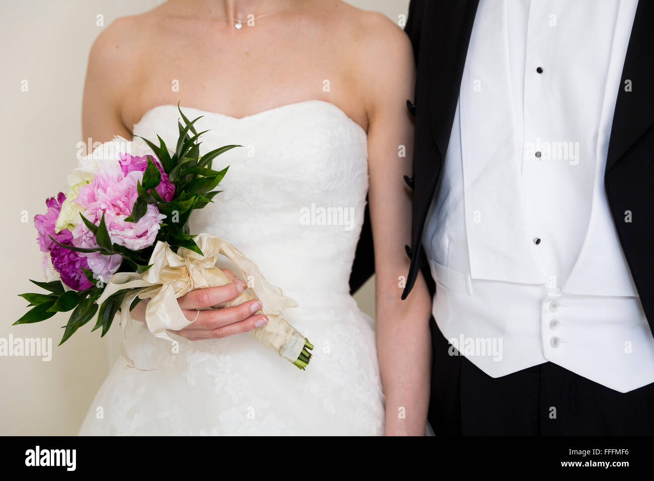 Bride and groom Stock Photo - Alamy