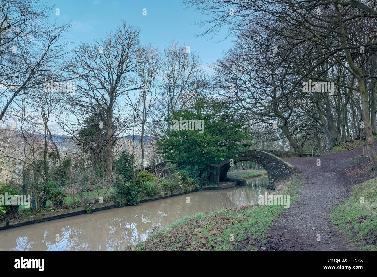 A bridge and tow path crossing the Monmouth and Brecpn Canal Stock ...