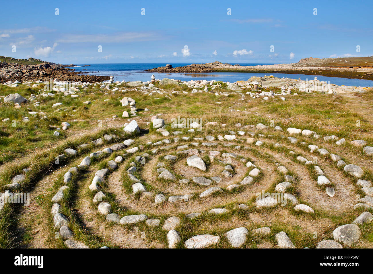 Stone maze hi-res stock photography and images - Alamy