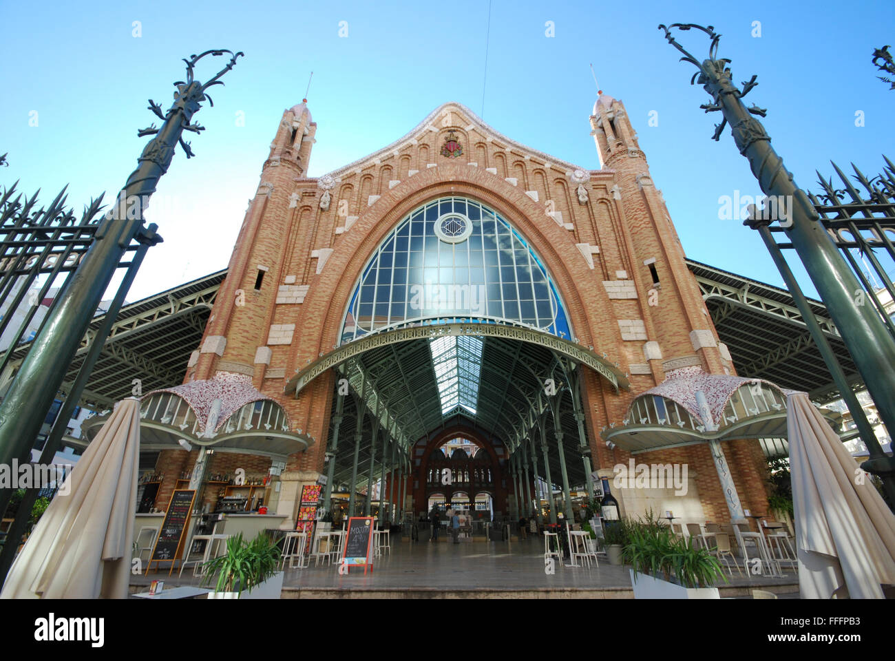 Mercado de colón valencia hi-res stock photography and images - Alamy