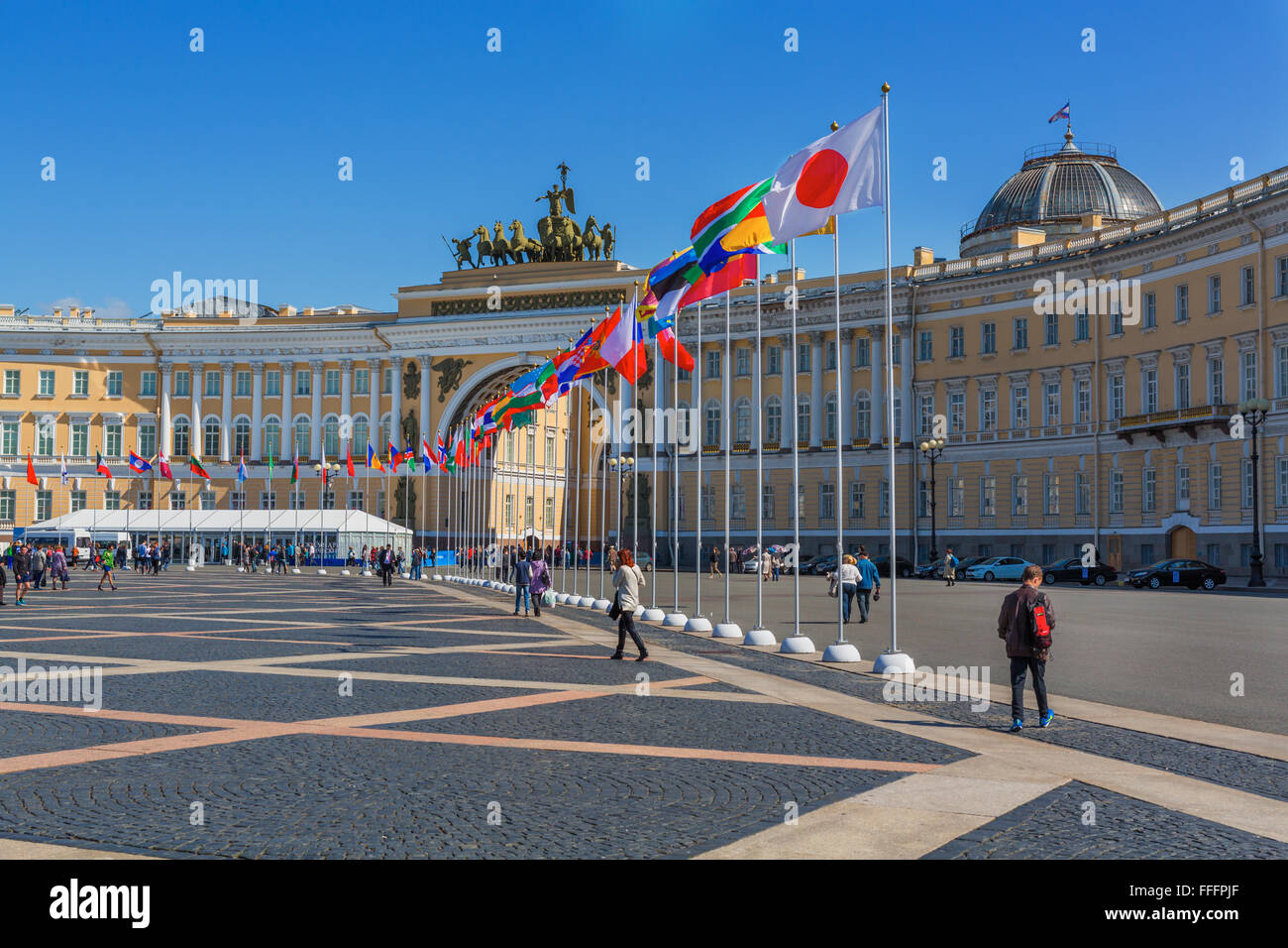 General Staff Building, Palace square, Saint Petersburg, Russia Stock ...