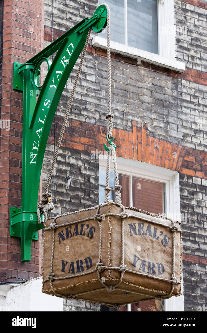 Neil's Yard, a courtyard with alternative shops and cafés, Covent ...