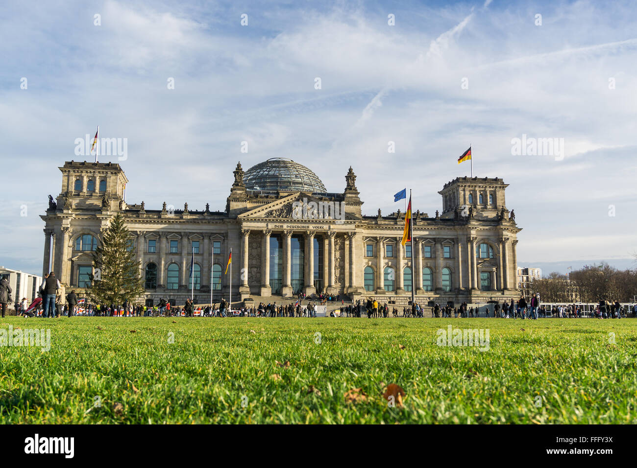 Berlin construction parliament hi-res stock photography and images - Alamy