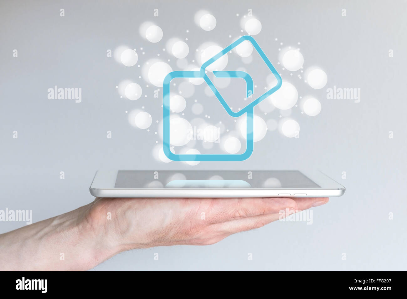 App for phones and tablets hi-res stock photography and images - Alamy