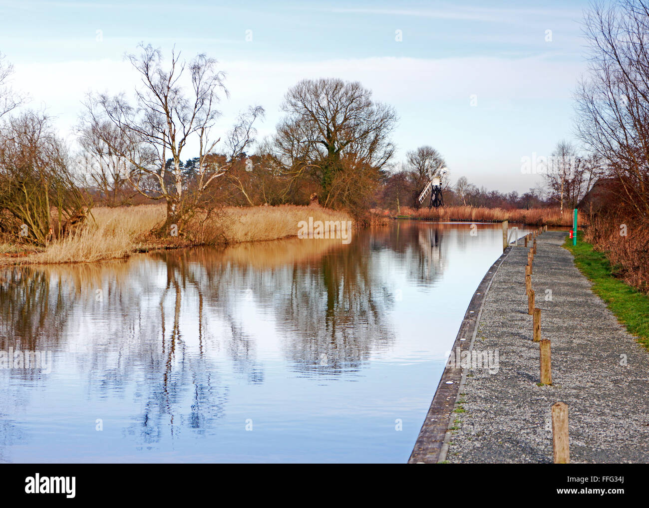 A picturesque view of the River Ant in winter on the Norfolk Broads at ...