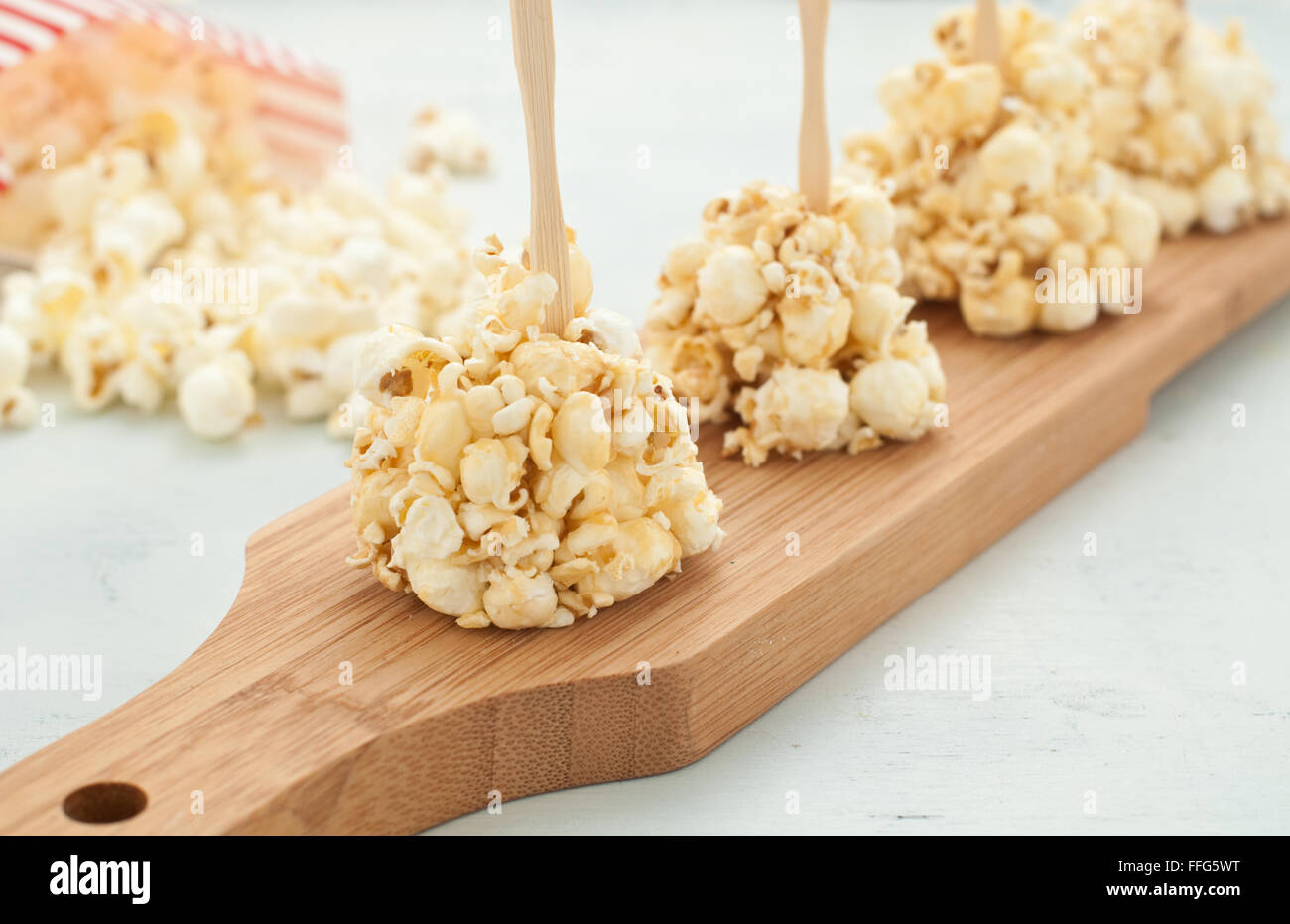 Honey popcorn hi-res stock photography and images - Alamy