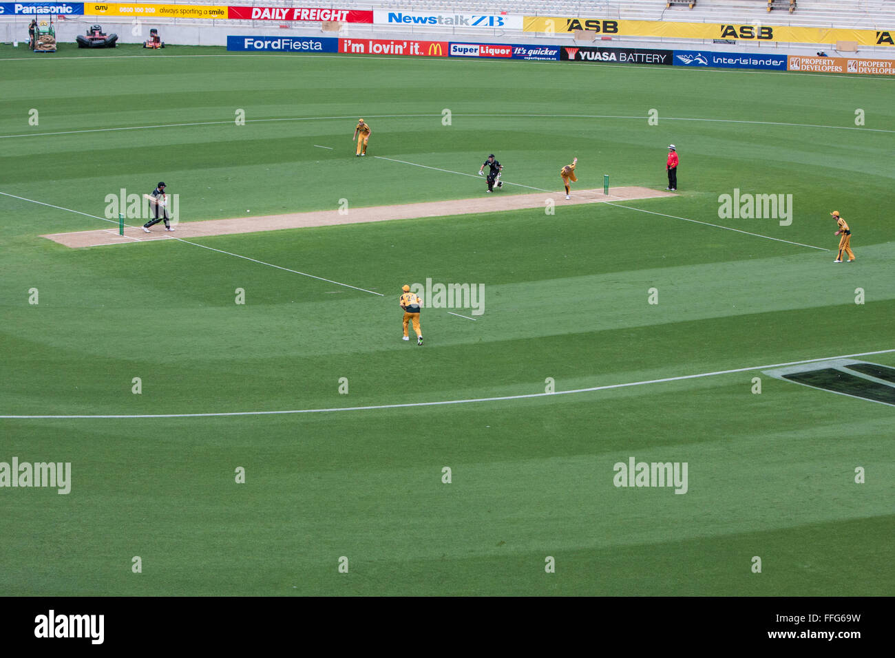 Cricket stadium new zealand hi-res stock photography and images - Alamy