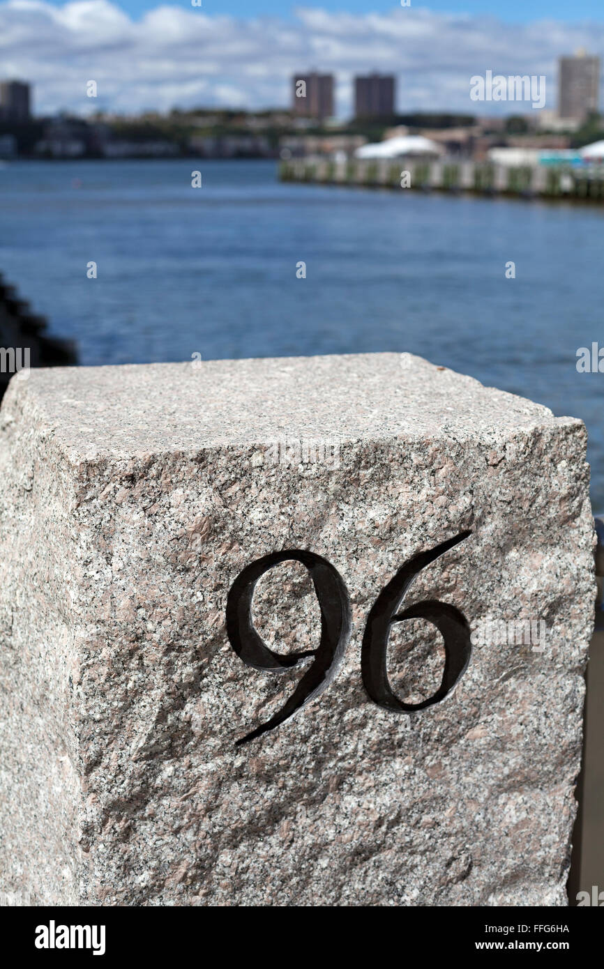 Pier 96 in Hudson River Park in Manhattan Stock Photo - Alamy