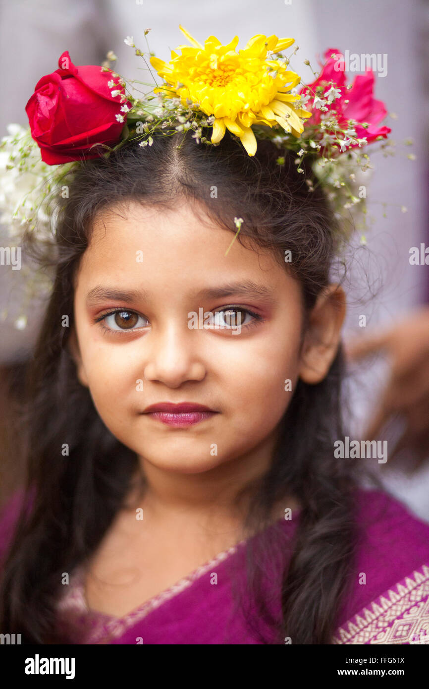 Dhaka, Bangladesh. 13th Feb, 2016. A Bangladeshi child wearing a ...