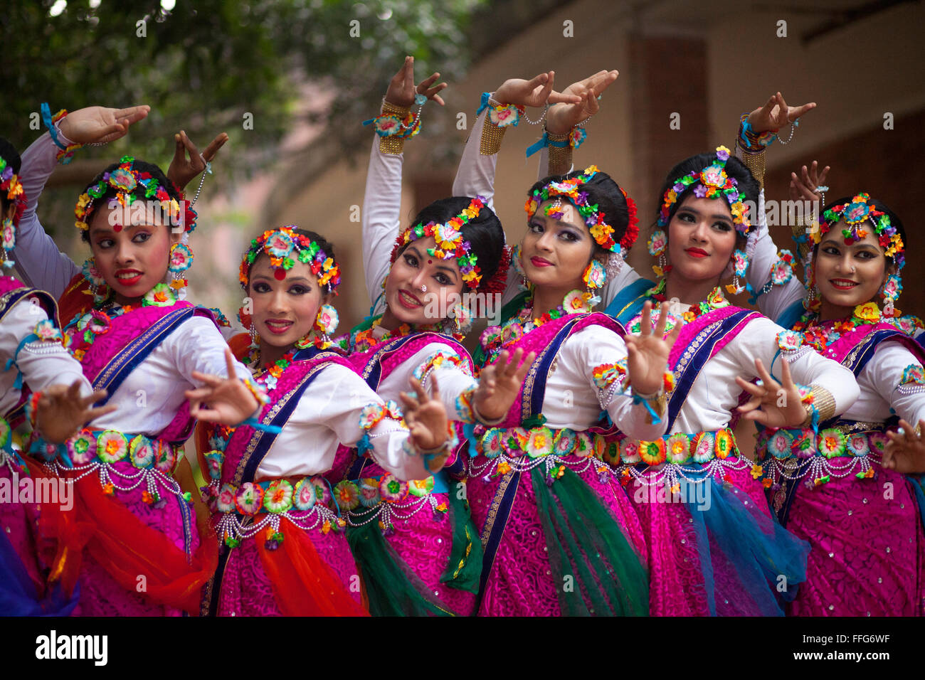 Dhaka, Bangladesh. 13th Feb, 2016. Bangladeshi girl perform a ...