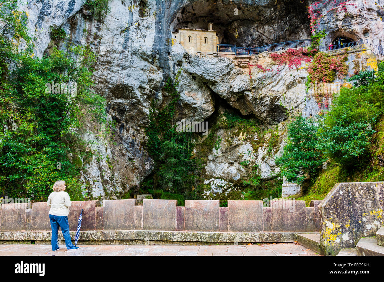 Santa cueva de covadonga spain hi-res stock photography and images - Alamy
