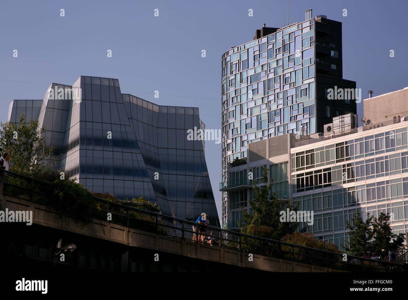Building along the High Line in New York City Stock Photo - Alamy