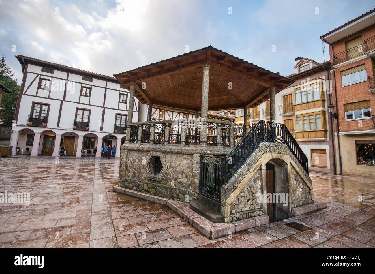Ezcaray rioja hi-res stock photography and images - Alamy