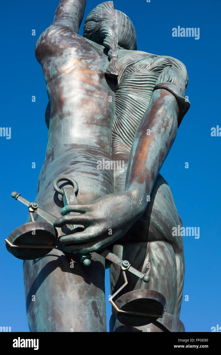 Damien Hirst Verity Stock Photo - Alamy