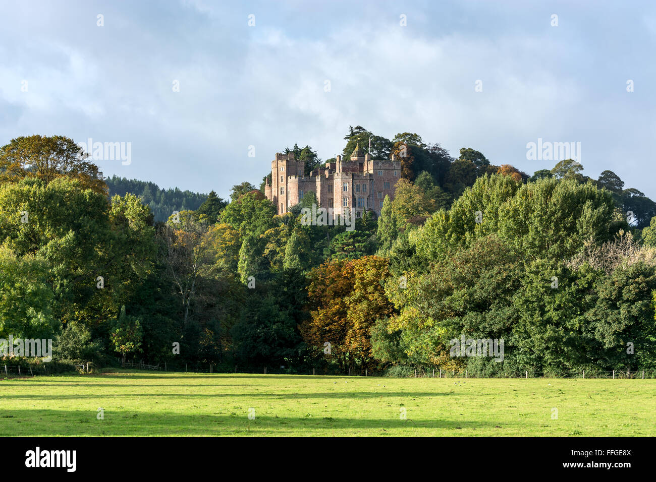 Dunster hi-res stock photography and images - Alamy