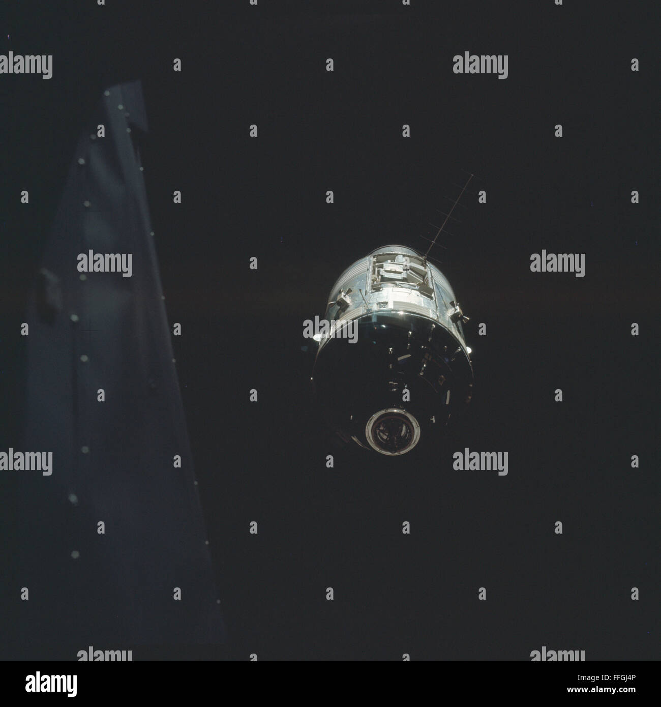 This complete archive includes unedited photographs from Apollo 17, the ...