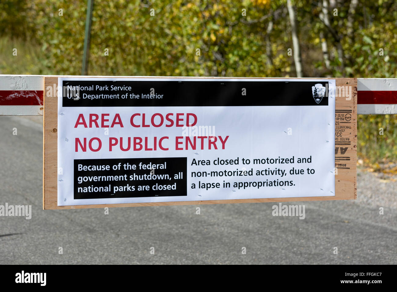 Parks closure hi-res stock photography and images - Alamy