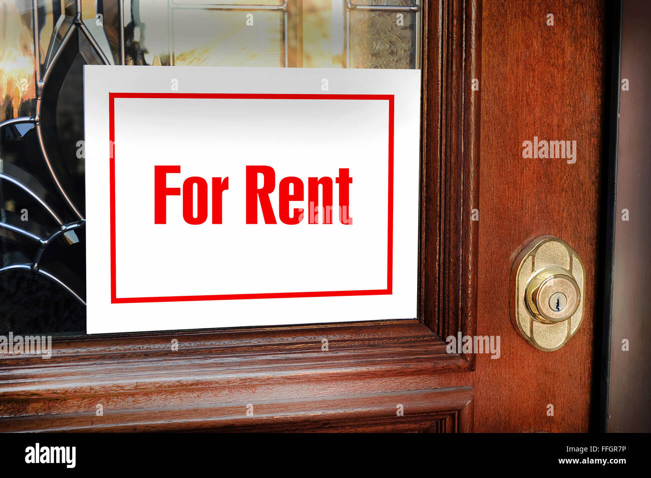 For rent sign on a modern home Stock Photo - Alamy