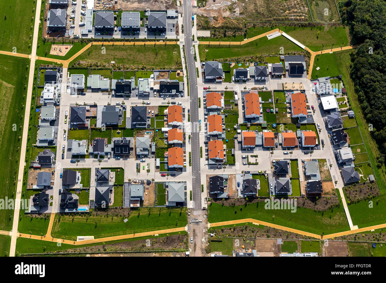 Housing estate niedernberg and niederrhein allee hi-res stock ...