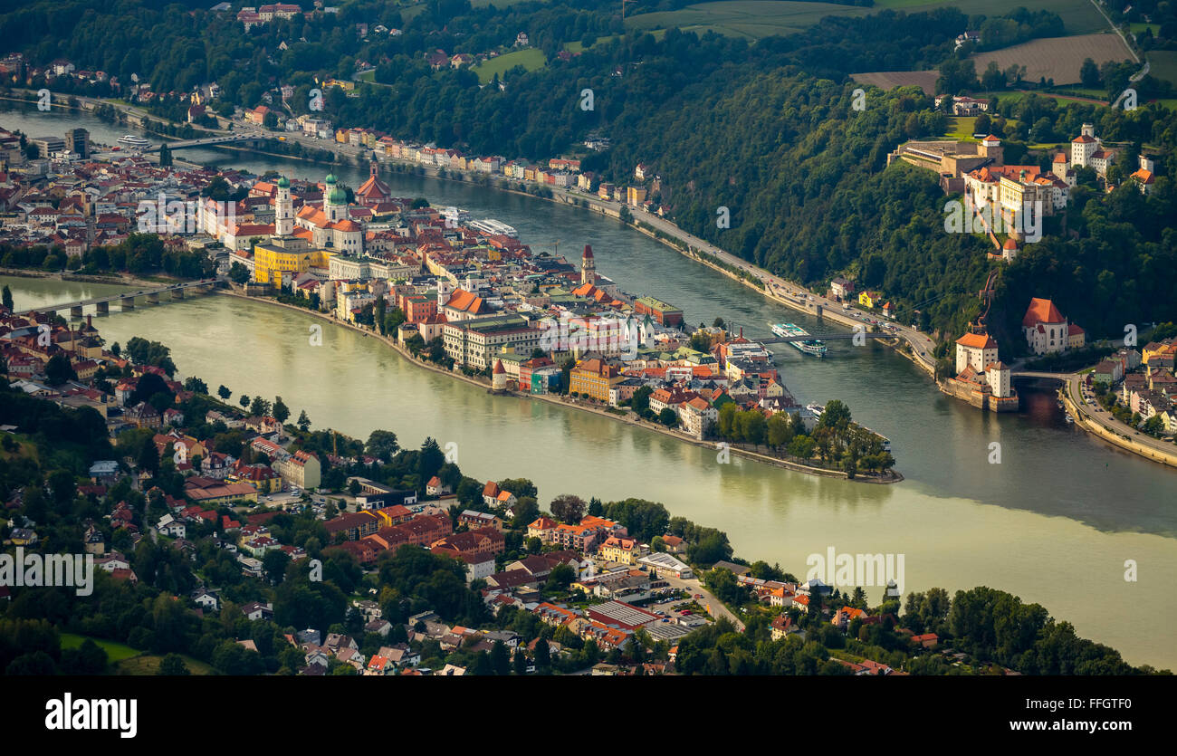 Aerial view, Veste Oberhaus, old town of Passau with the St. Stephen's ...