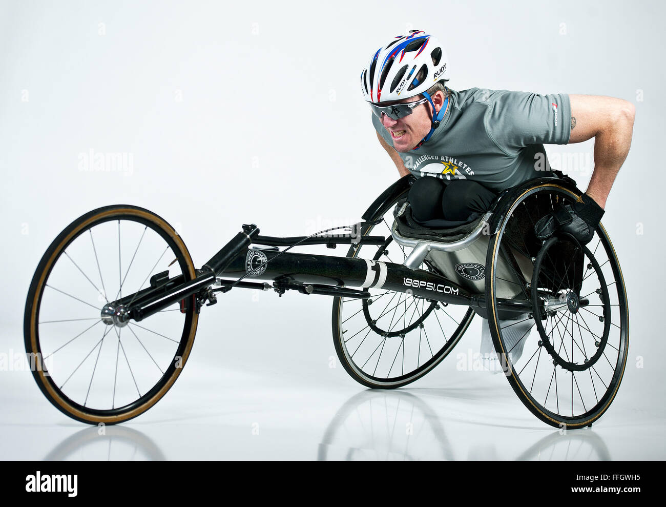 Wheelchair track and field hi-res stock photography and images - Alamy