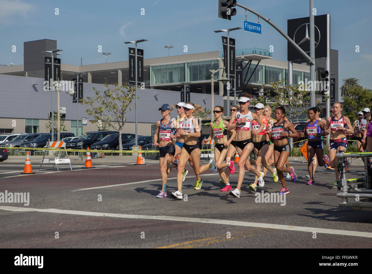 Start olympic race women runners hi-res stock photography and images ...