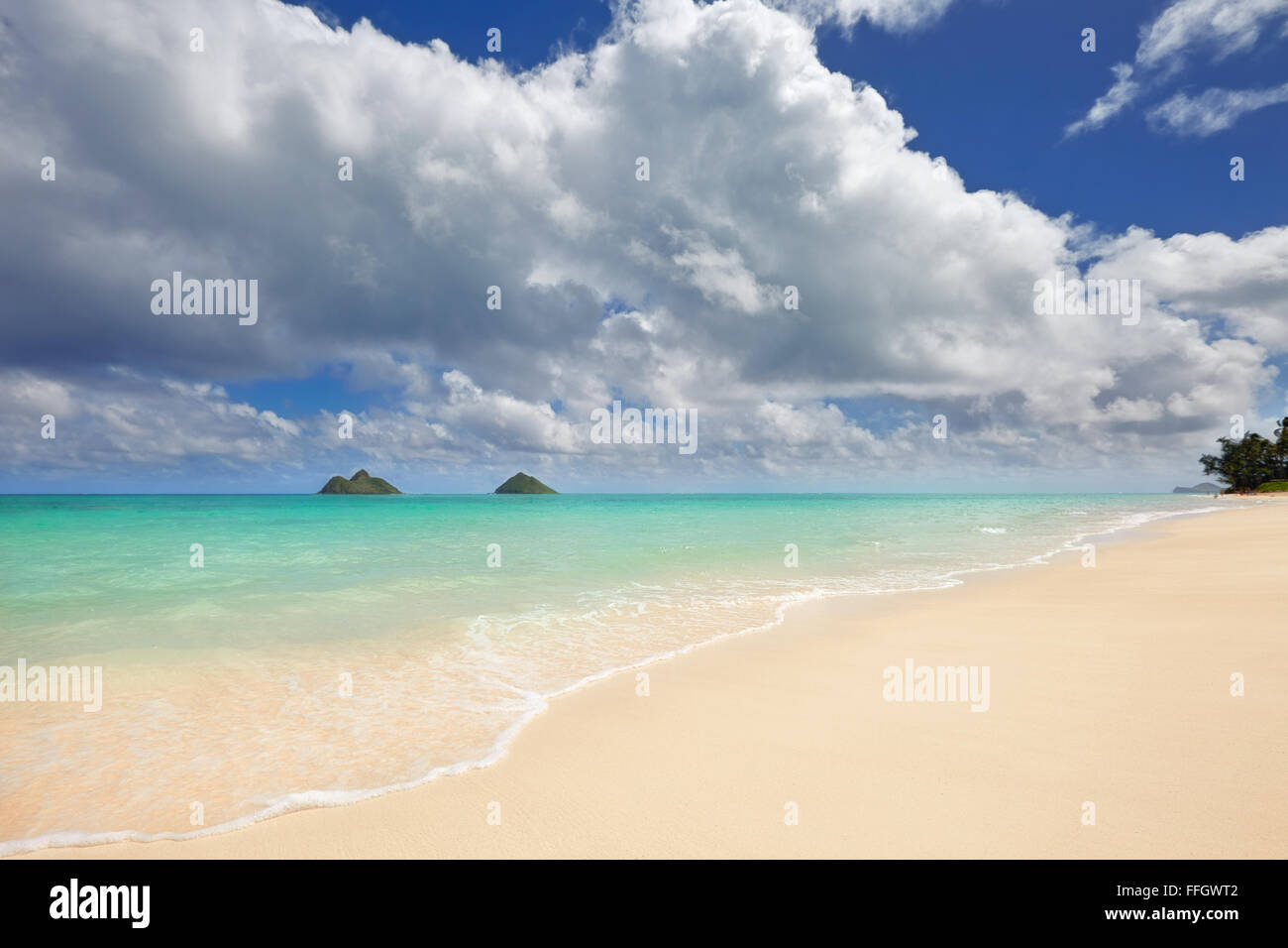 Lanikai Beach and Mokulua Islands, O'ahu, Hawai'i Stock Photo - Alamy
