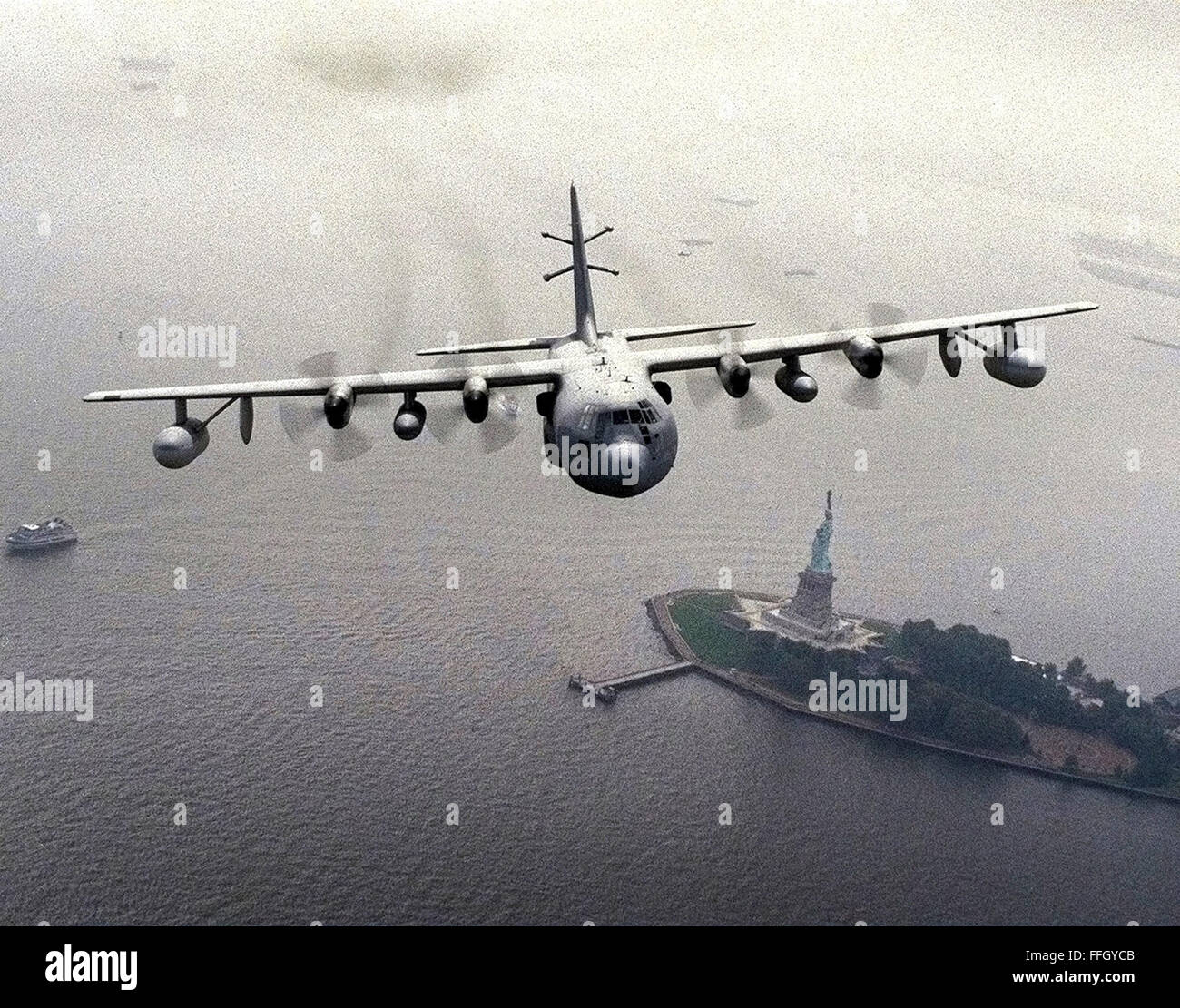 Electronic jamming systems hi-res stock photography and images - Alamy