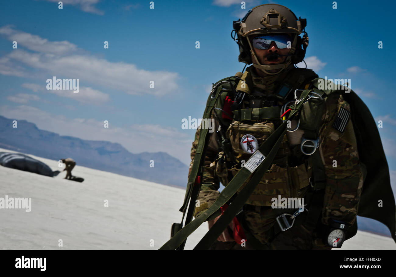 Out of joint base lewis mcchord hi-res stock photography and images - Alamy