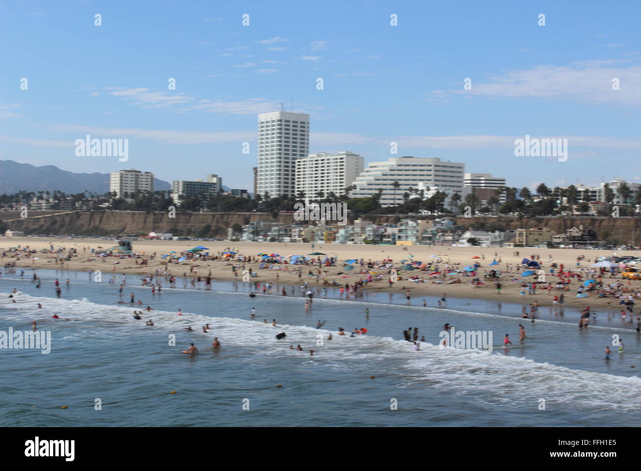 Santa monica skyline hi-res stock photography and images - Alamy
