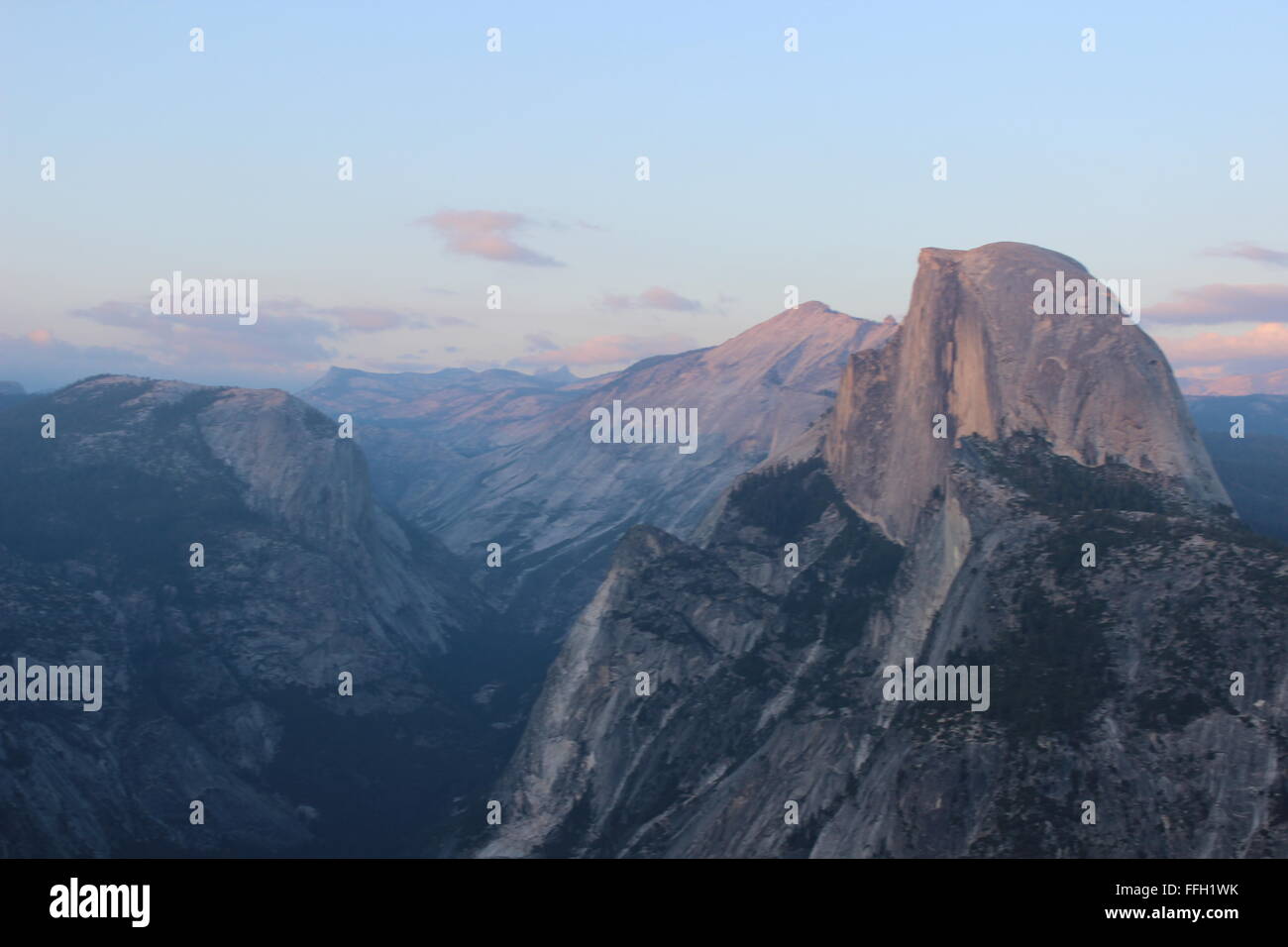 Half dome in Yosemite National Park, California, USA Stock Photo - Alamy