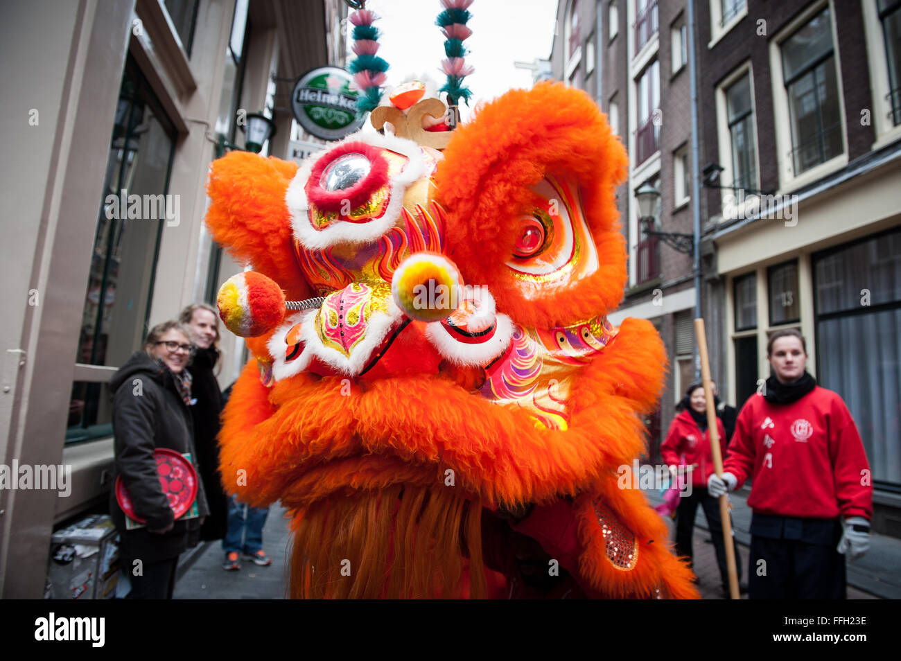Asian dance community hi-res stock photography and images - Alamy
