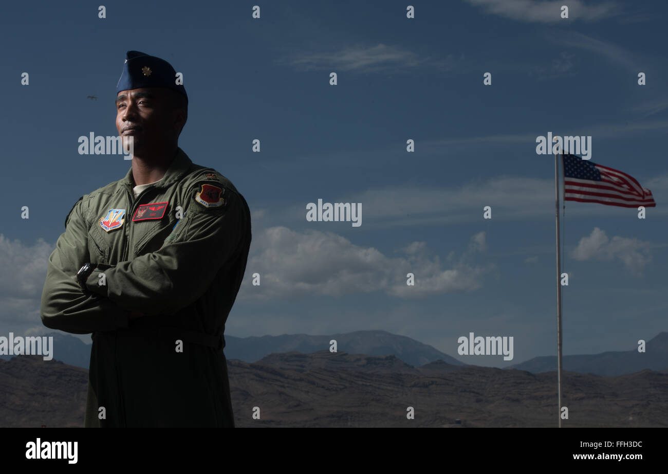 Mq 9 reaper pilot hi-res stock photography and images - Alamy