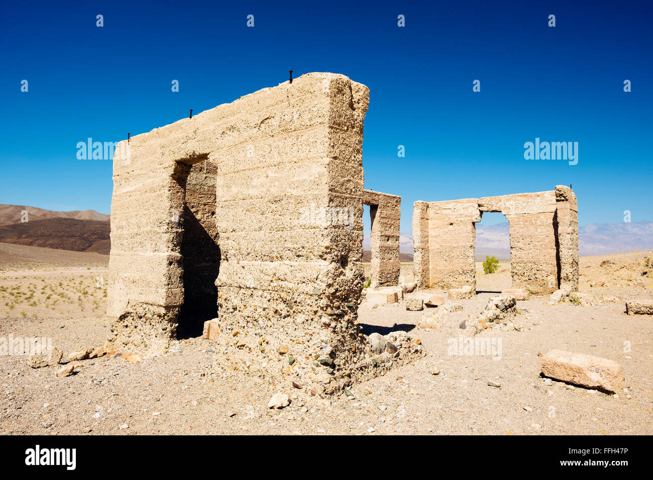 Mill ruins hi-res stock photography and images - Alamy