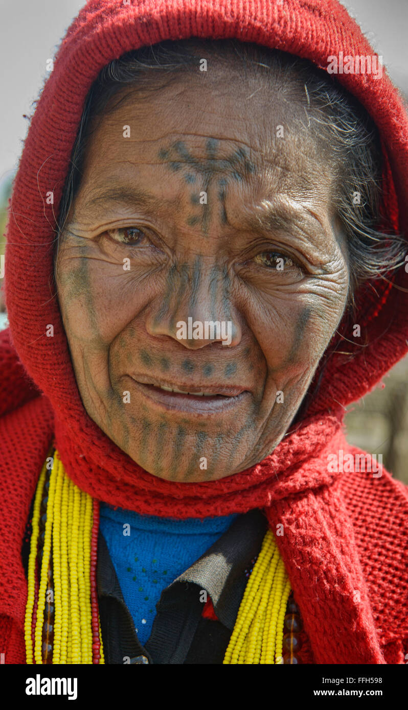 A Muun Chin woman with face tattoos, Mindat, Myanmar Stock Photo - Alamy
