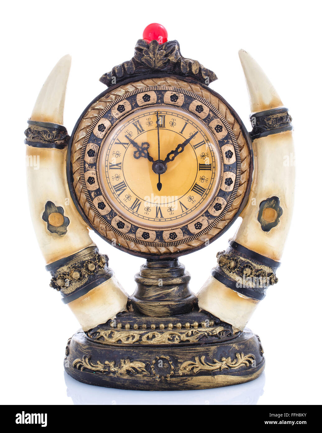 Antique clock hi-res stock photography and images - Alamy