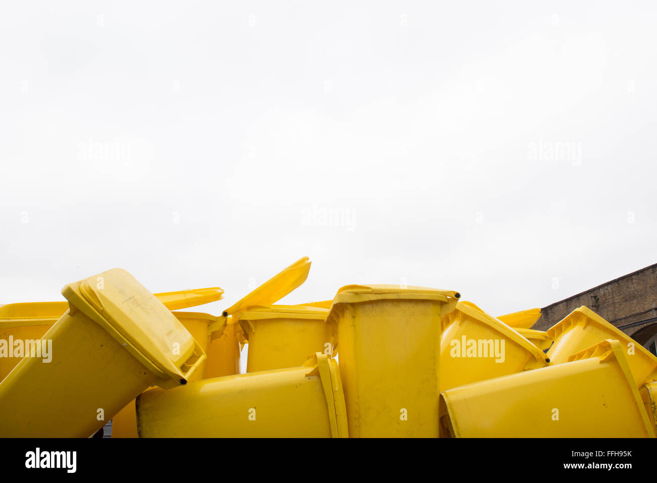 Medical waste hi-res stock photography and images - Alamy