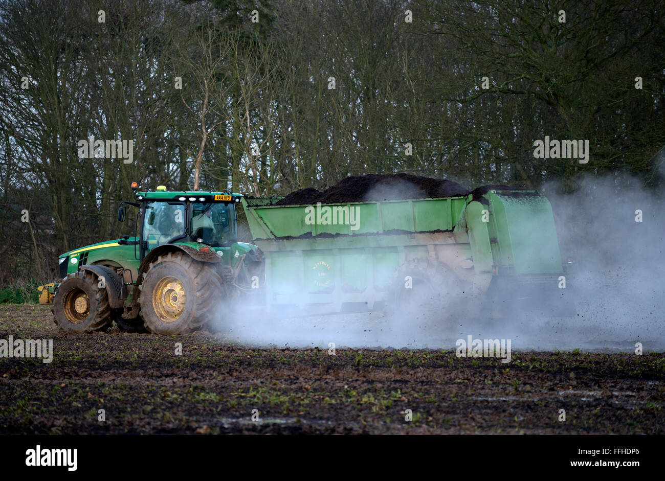 Muck spreading england hi-res stock photography and images - Alamy