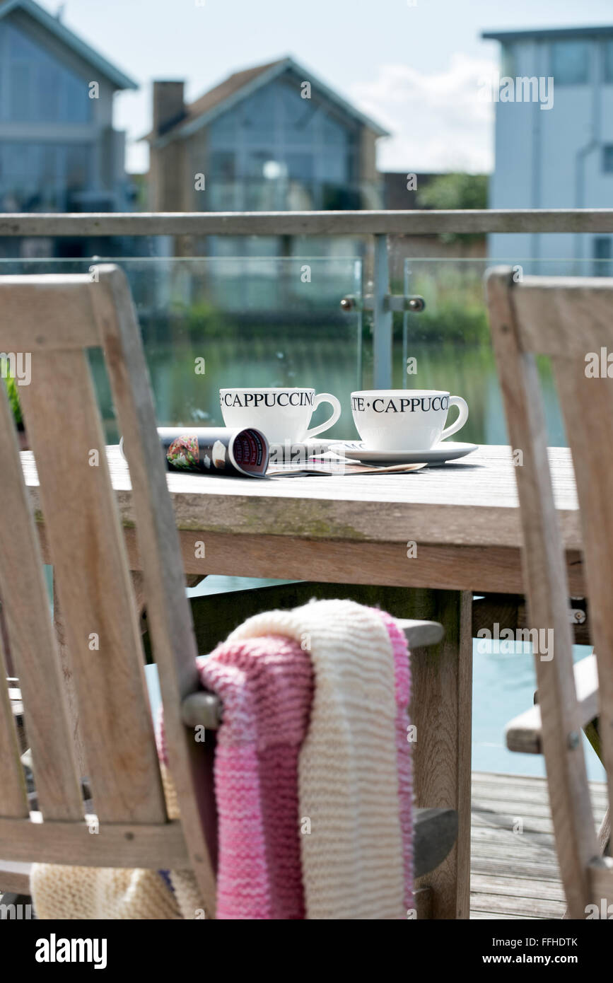 Enjoy a coffee outside hi-res stock photography and images - Alamy