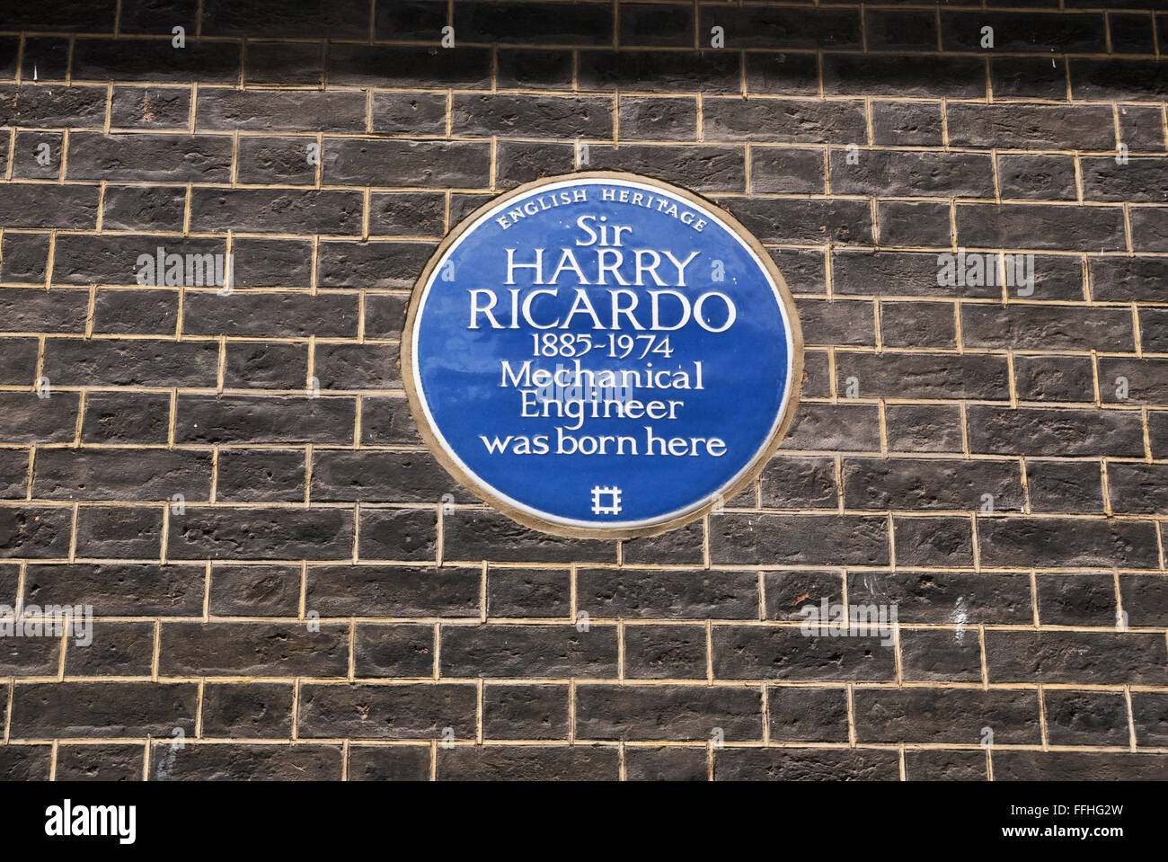 A commemorative blue plaque for Sir Harry Ricardo (1885 - 1974) on ...