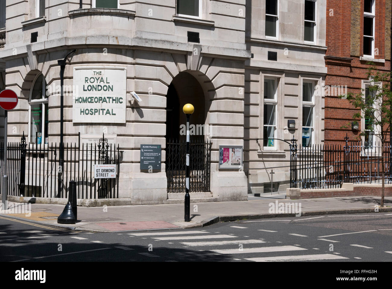 Uk royal london hospital for integrated medicine hi-res stock ...